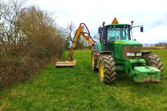 Nous utilisons différents broyeurs selon la nature de la demande.